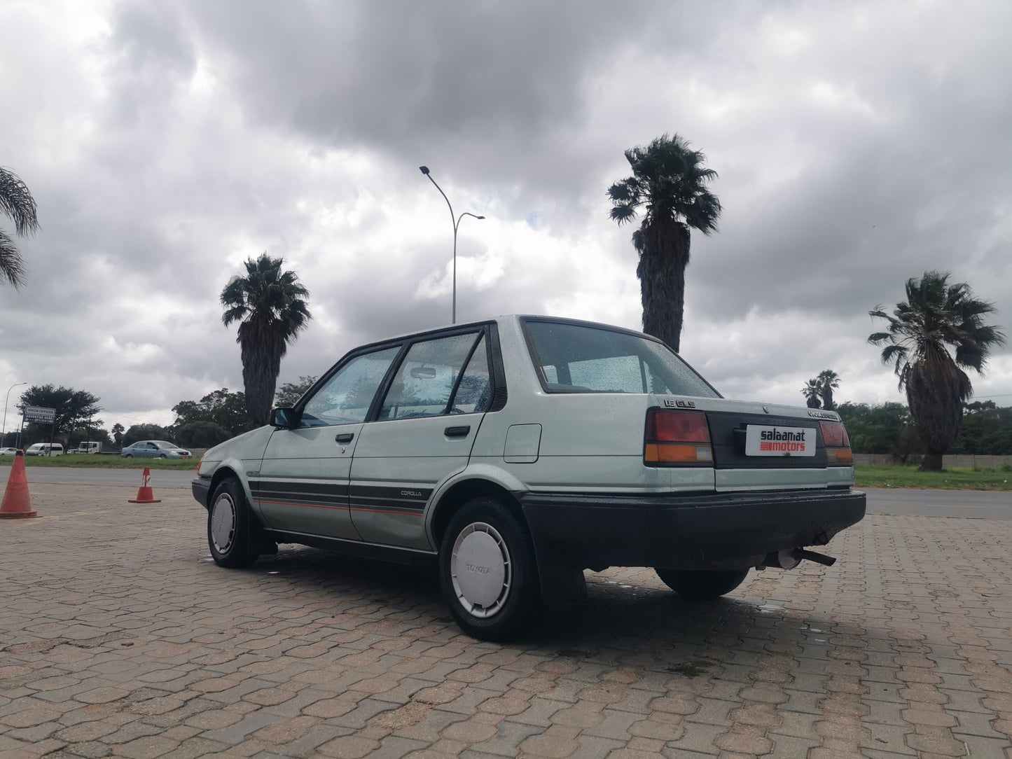 Toyota Corolla 1.6 GLS – Salaamat Motors