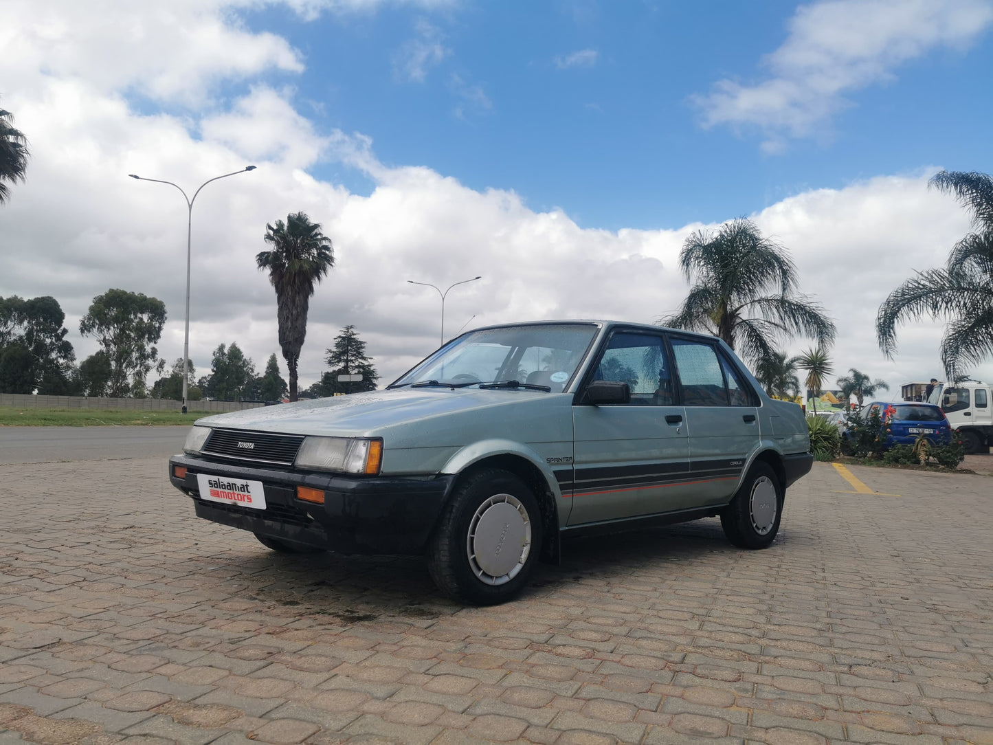 Toyota Corolla 1.6 GLS – Salaamat Motors