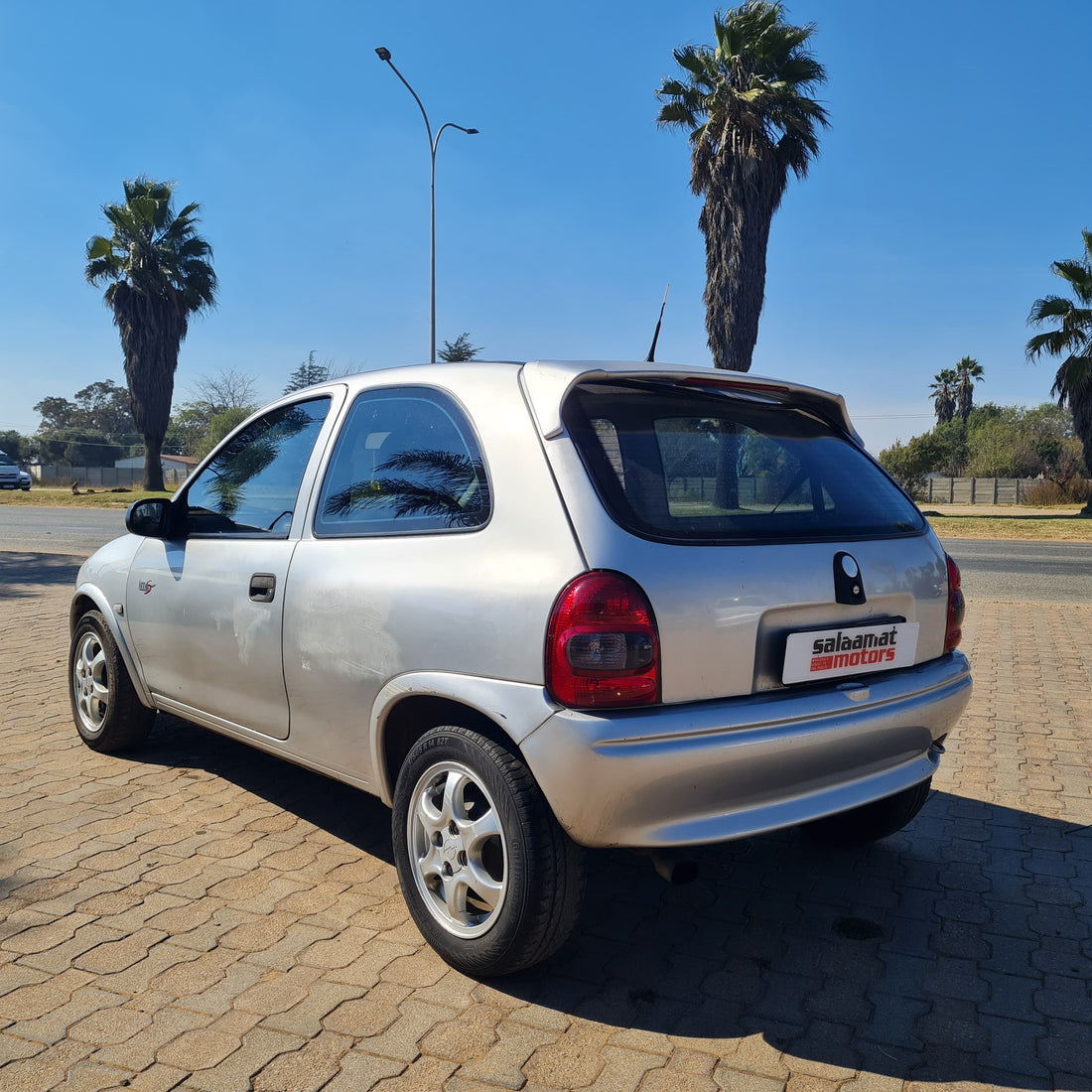 Opel Corsa Lite 1.4i – Salaamat Motors