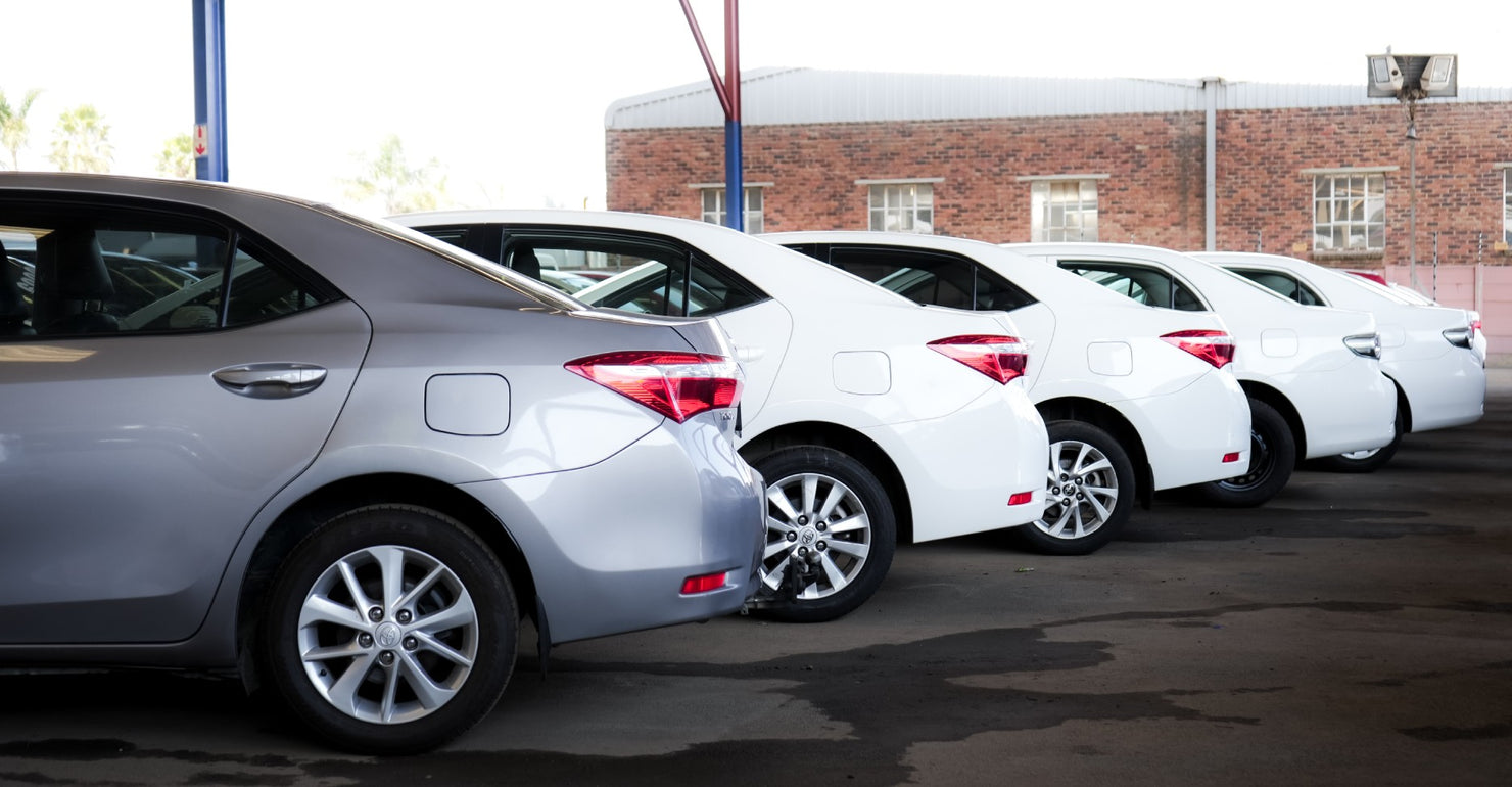 1997 Nissan Sabre/Sentra 160 GX – Salaamat Motors